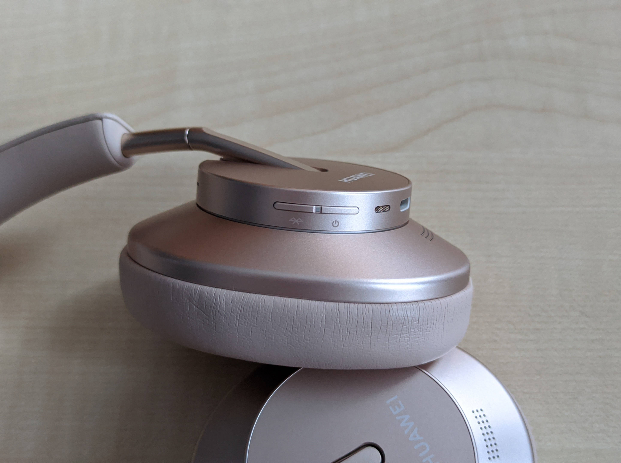 HUAWEI FreeBuds Studio - Review - Technium